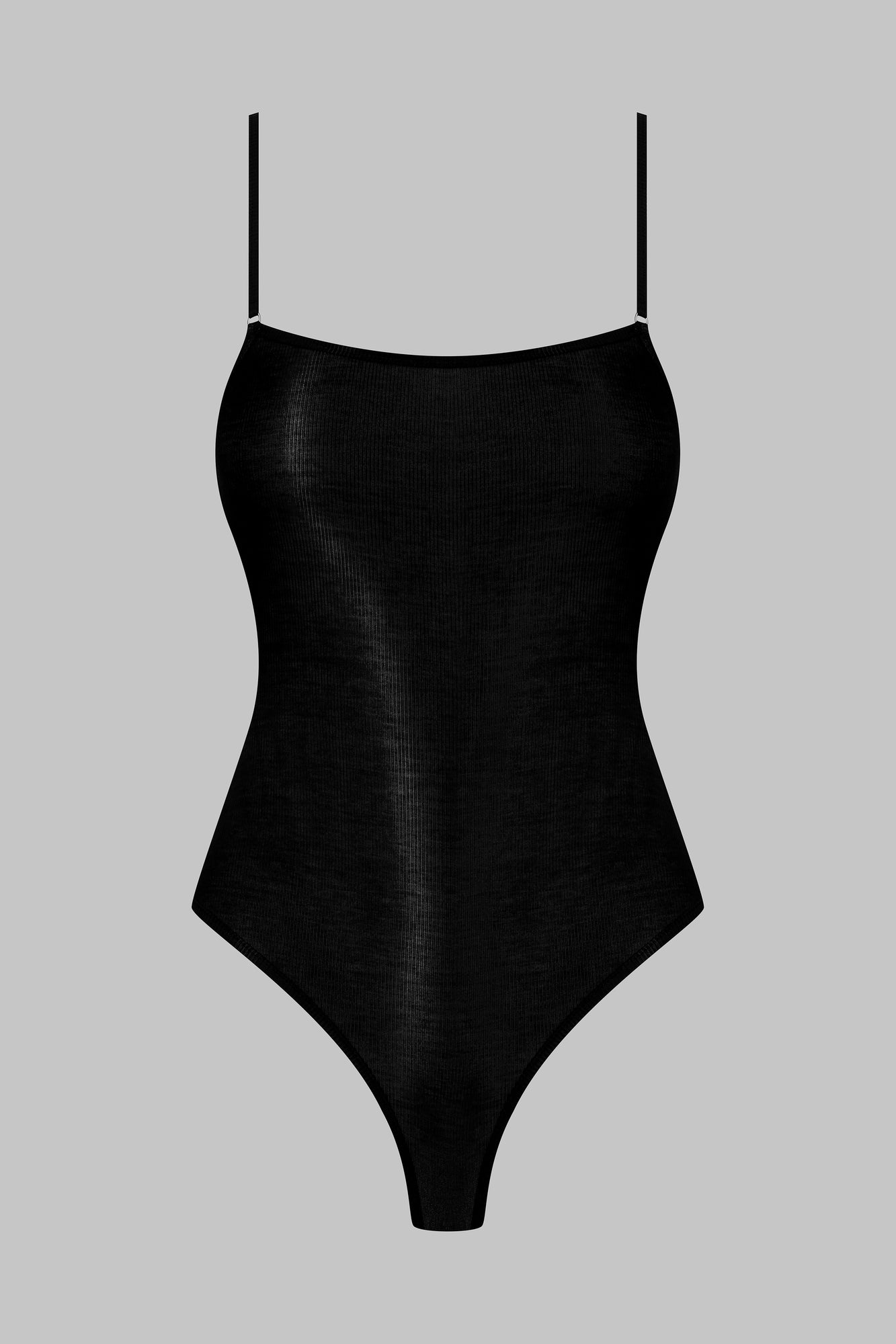 Body String Bretelles - La Femme Amazone – Maison Close